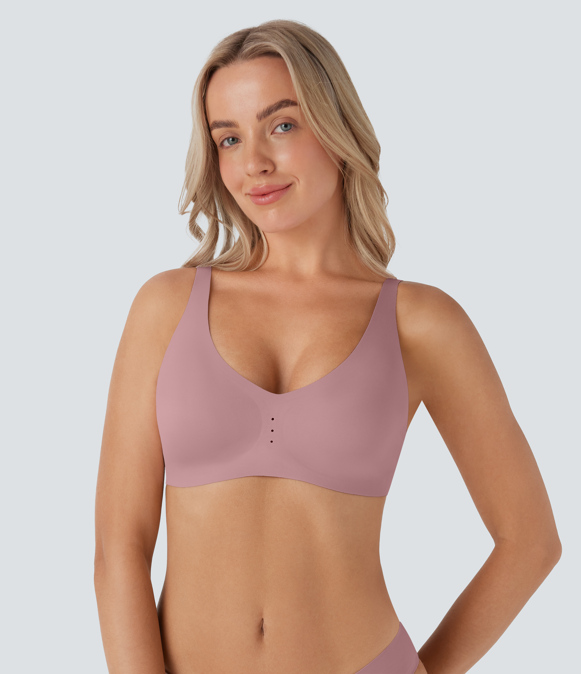 Women’s OneForm Seamless Perforated Lounge Bra - Halara
