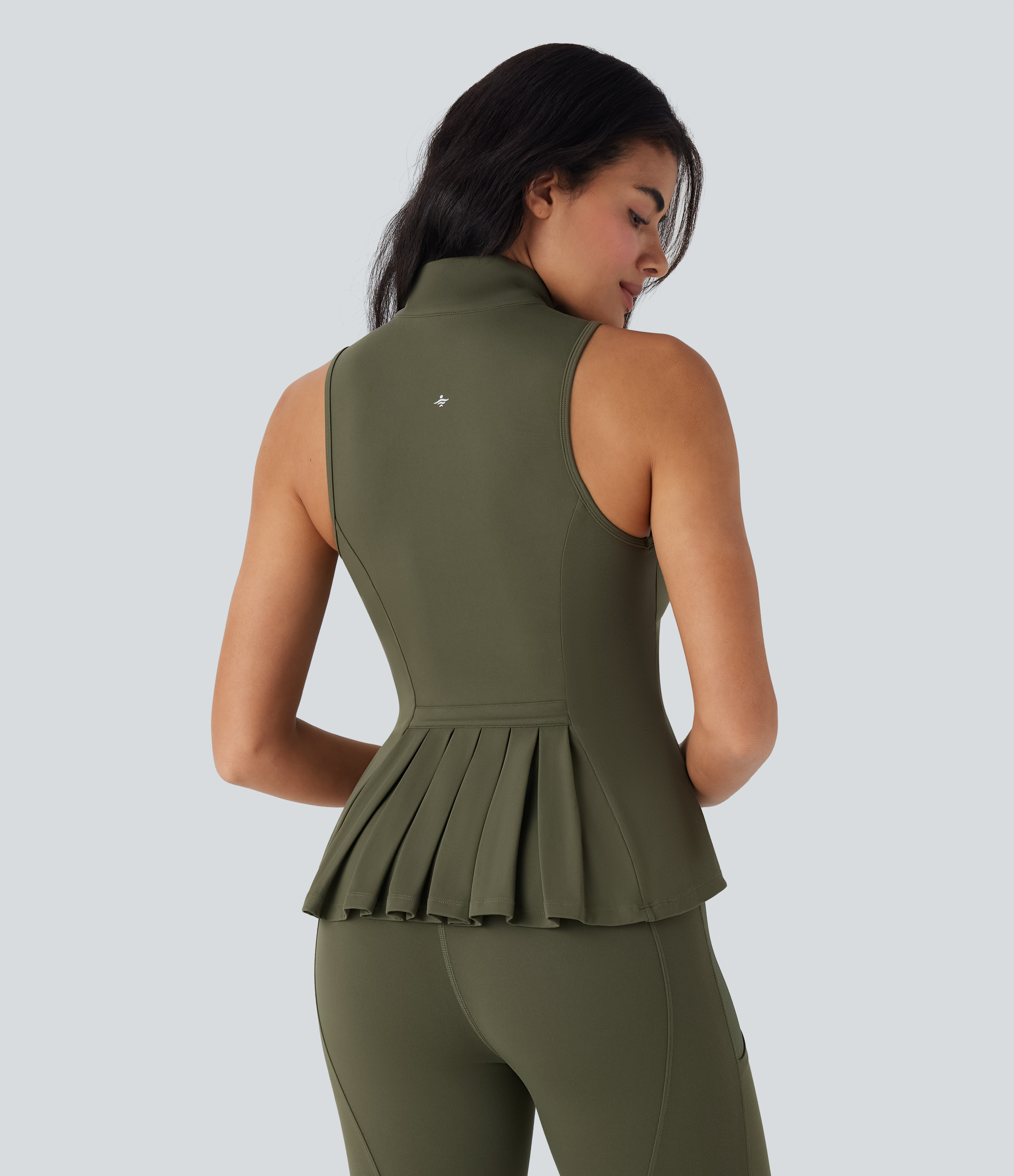 Women’s SoftlyZero™ Stand Collar Sleeveless Zipper Pleated Tank Top ...
