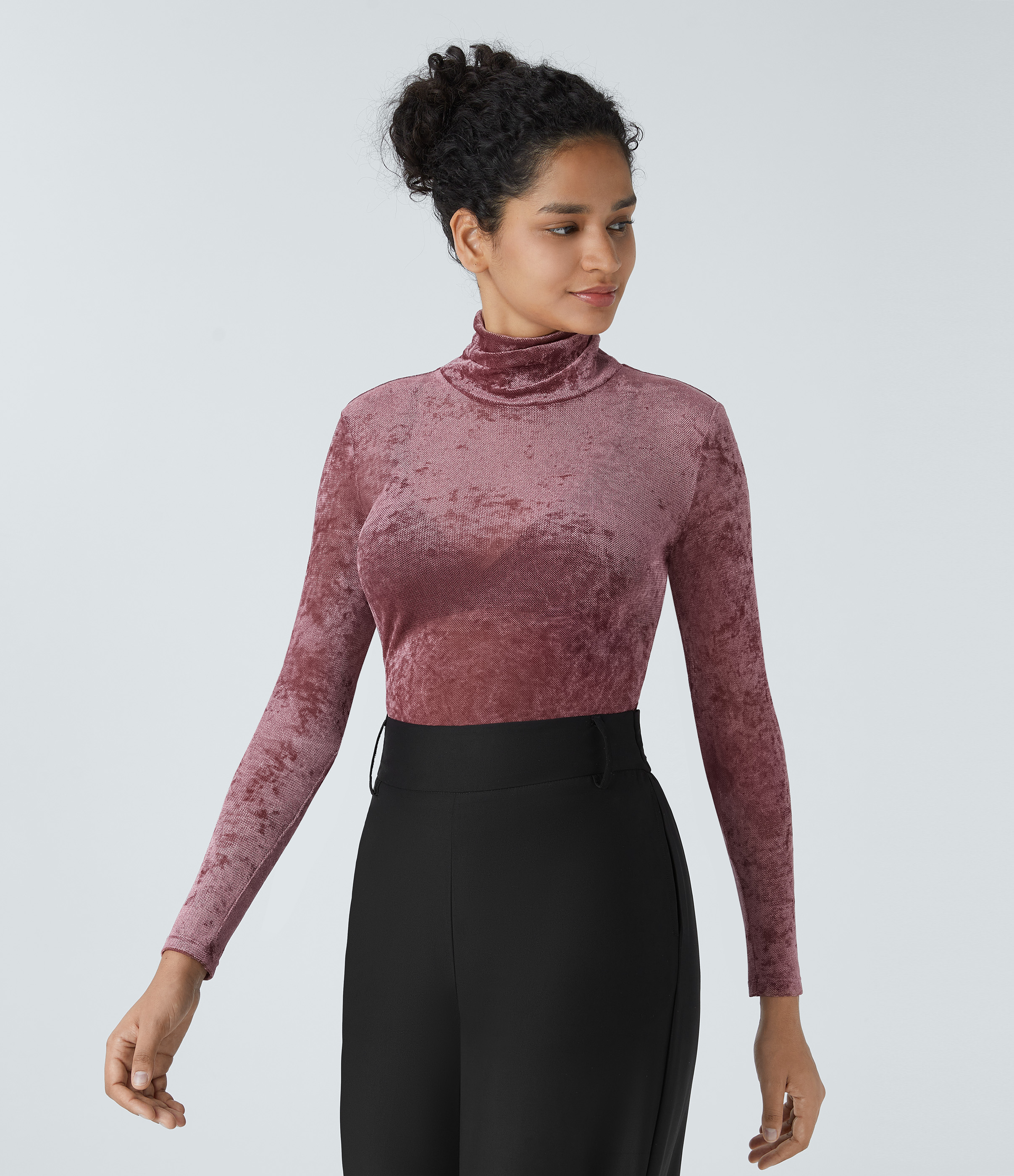 Damen Transparentes, hochgeschlossenes Freizeittop aus Samt mit langen ...