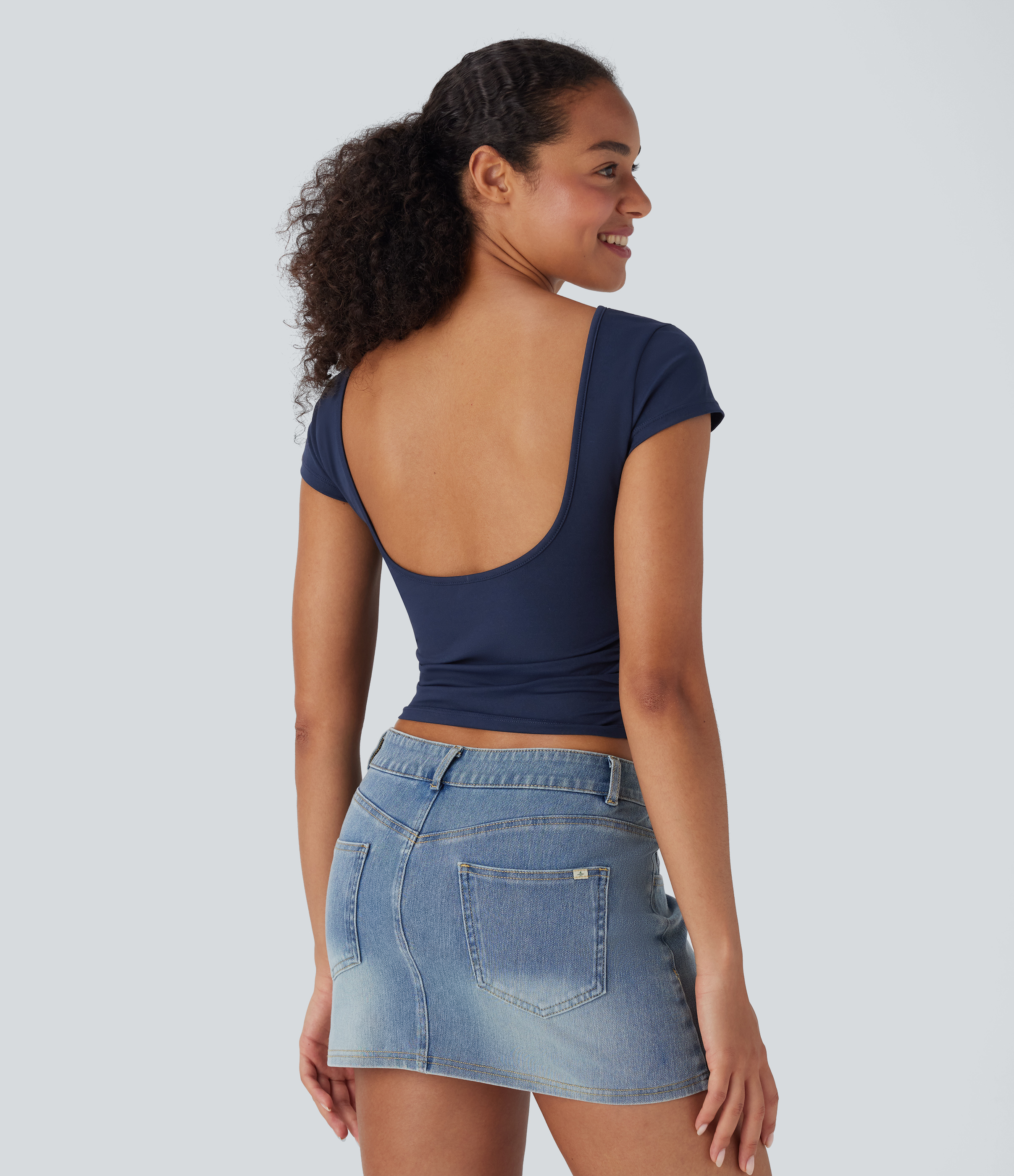 Women’s Backless Ruched Skinny Party Top - Halara