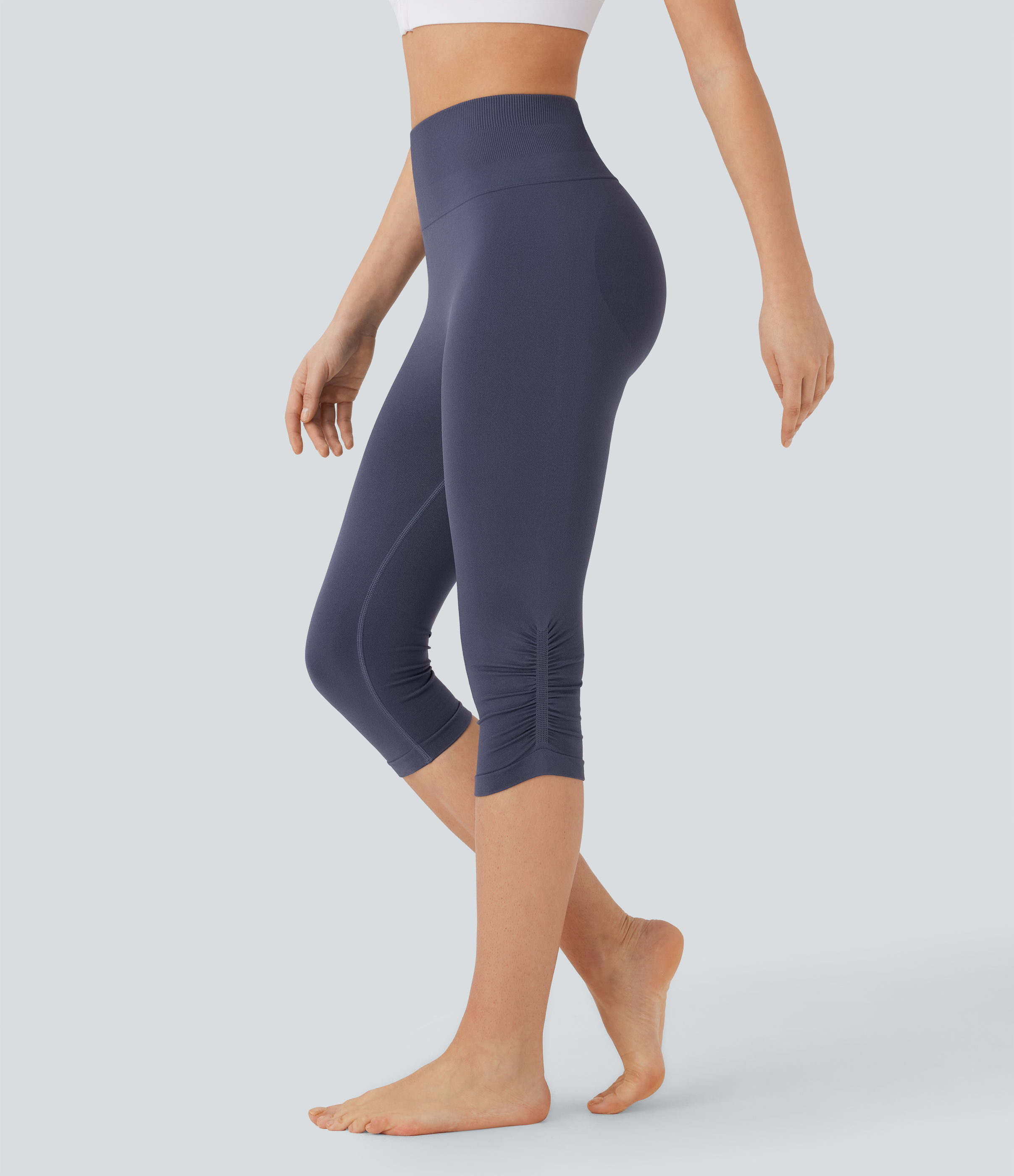 Women’s OneForm Seamless Flow High Waisted Scrunch Yoga Pedal Pusher ...